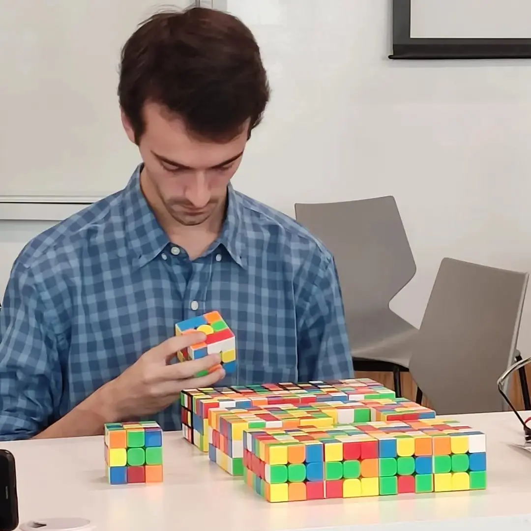 Descubrí los secretos del Cubo de Rubik - Vida y Salud